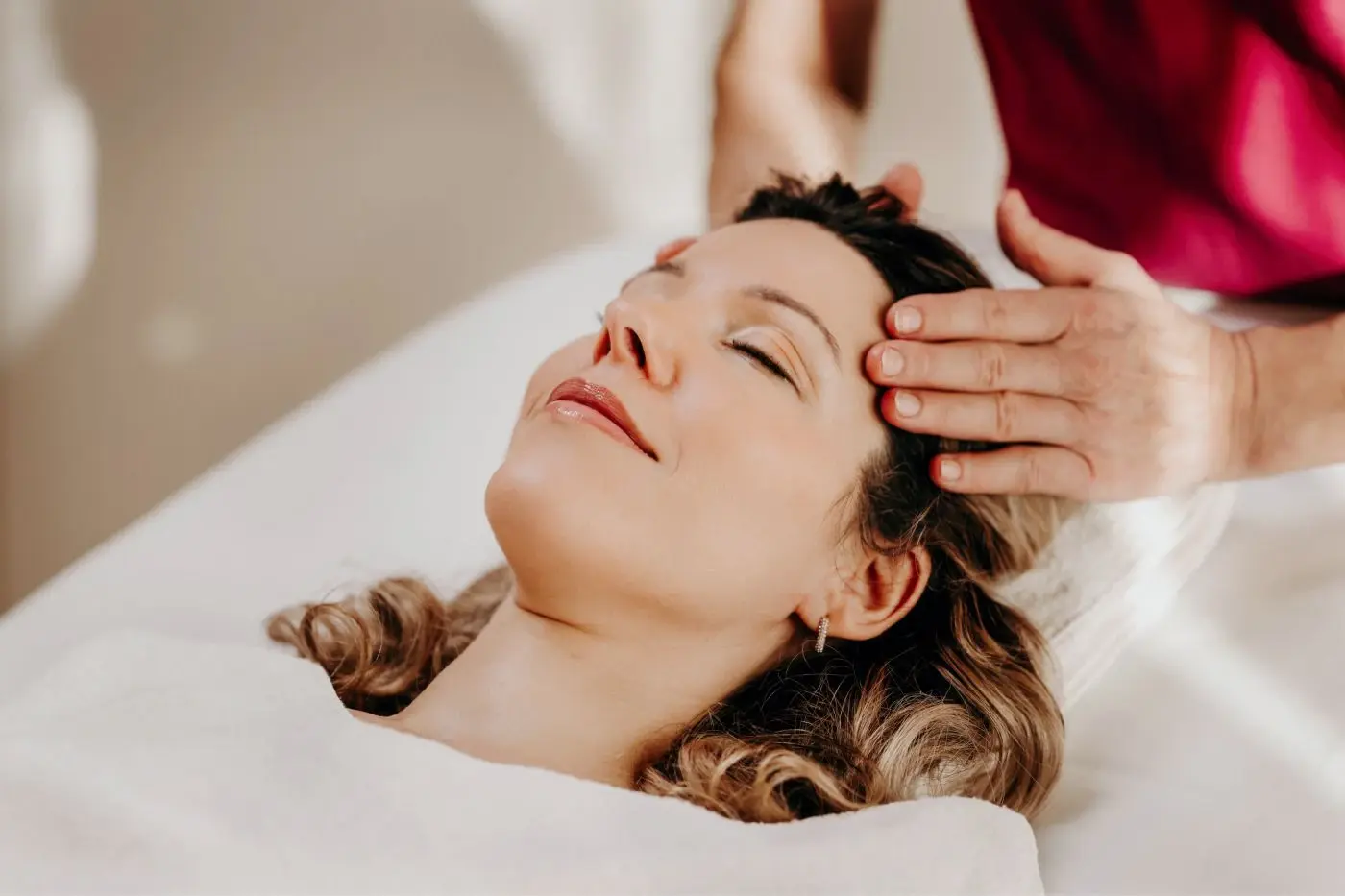 Kopfmassage: Umfassendes Wellness Glossar im Hotel Eisvogel